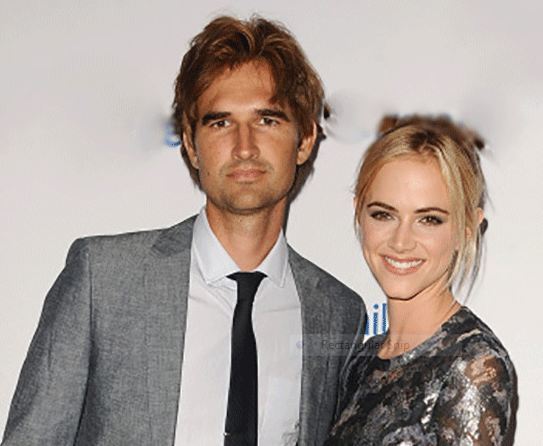 Emily Wickersham Married Life, Divorce, Dating, Net Worth
