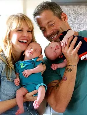Kathryn Morris & Her Partner Shares Sons. More On Her Children